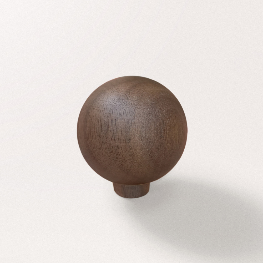 Bill 40Ø Genuine Walnut - Knob in ash wood