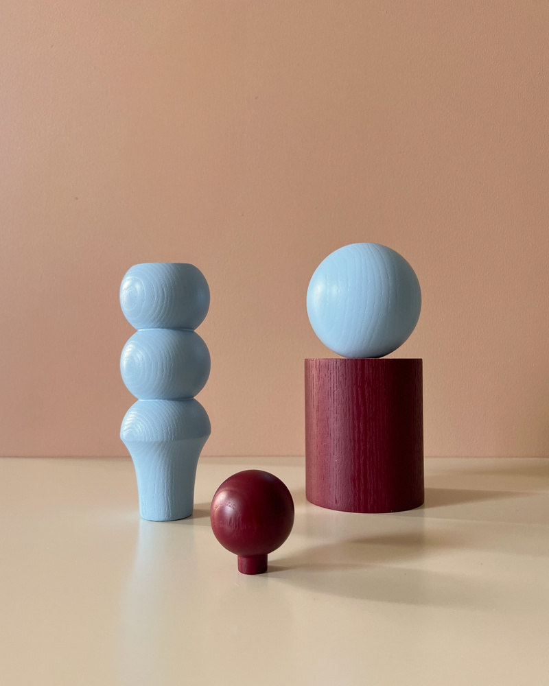 Otto 80 Blue Pop - Furniture leg in ash wood
