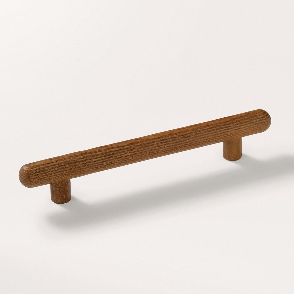 Frank 180 Walnut finish - Handle in ash wood