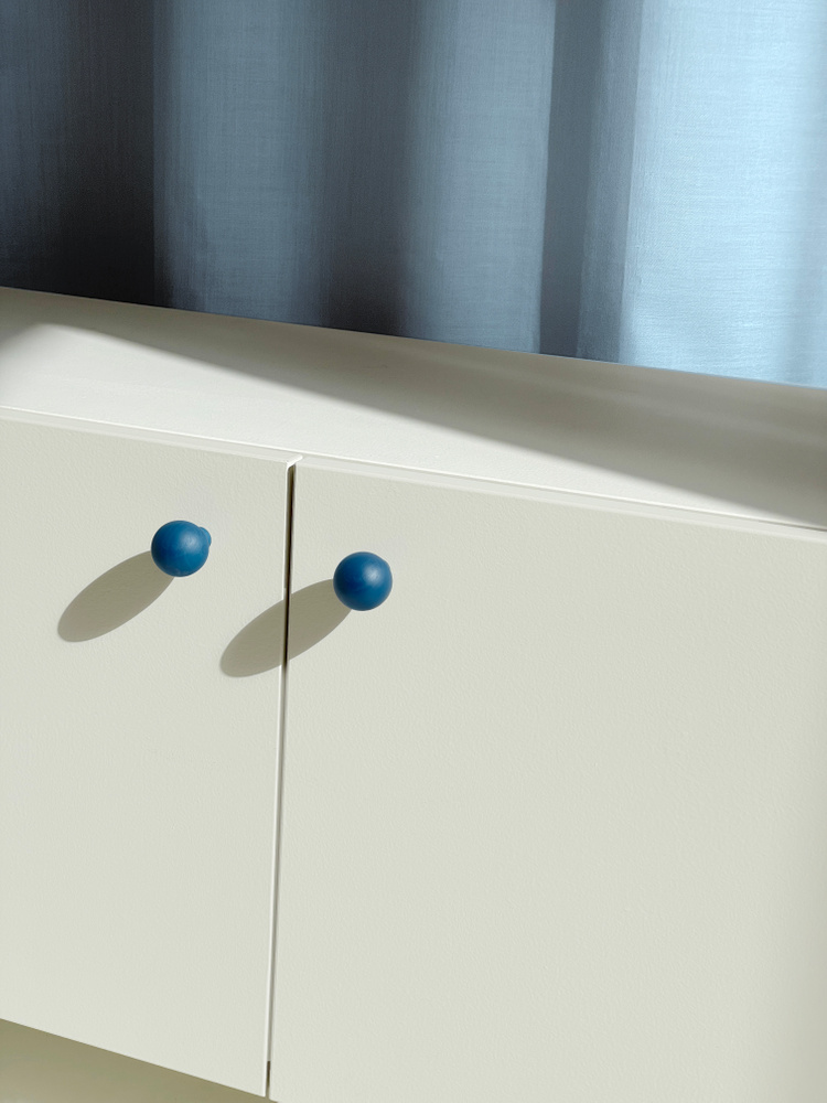 Bill 30Ø Cloudy Pink - Knauf in Eschenholz