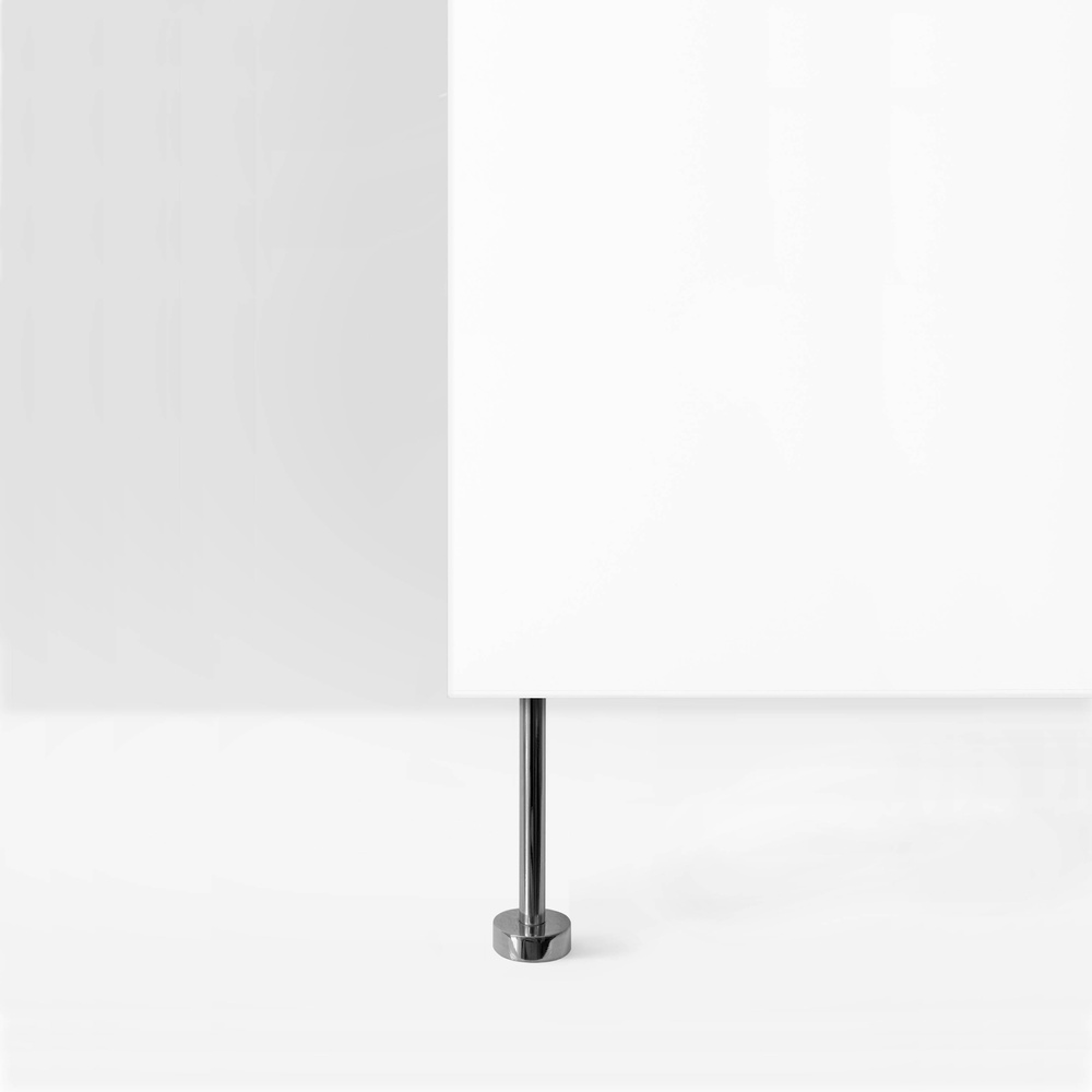 Clas 100 Shiny Chrome - Furniture leg in steel